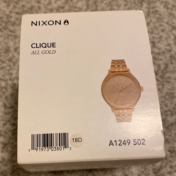 Nixon | Accessories | Brand New Nixon Clique Gold Watch 8d | Poshmark